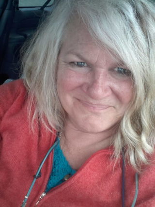 CREATIVE COACH & CONSULTANT … Welcome. – Hester Schell Creative